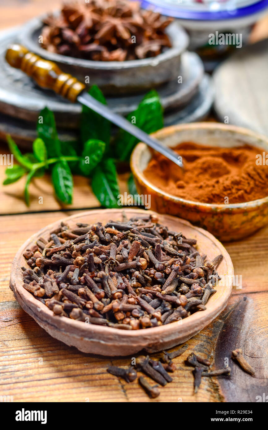 Maluku cooking hi-res stock photography and images - Alamy