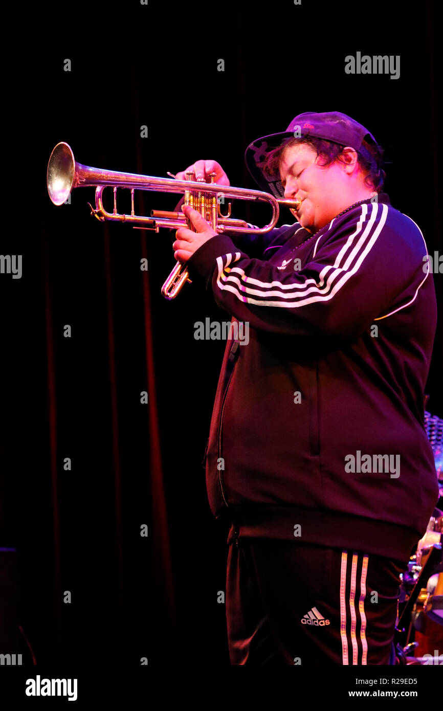Nicole jaimie branch hi-res stock photography and images - Alamy