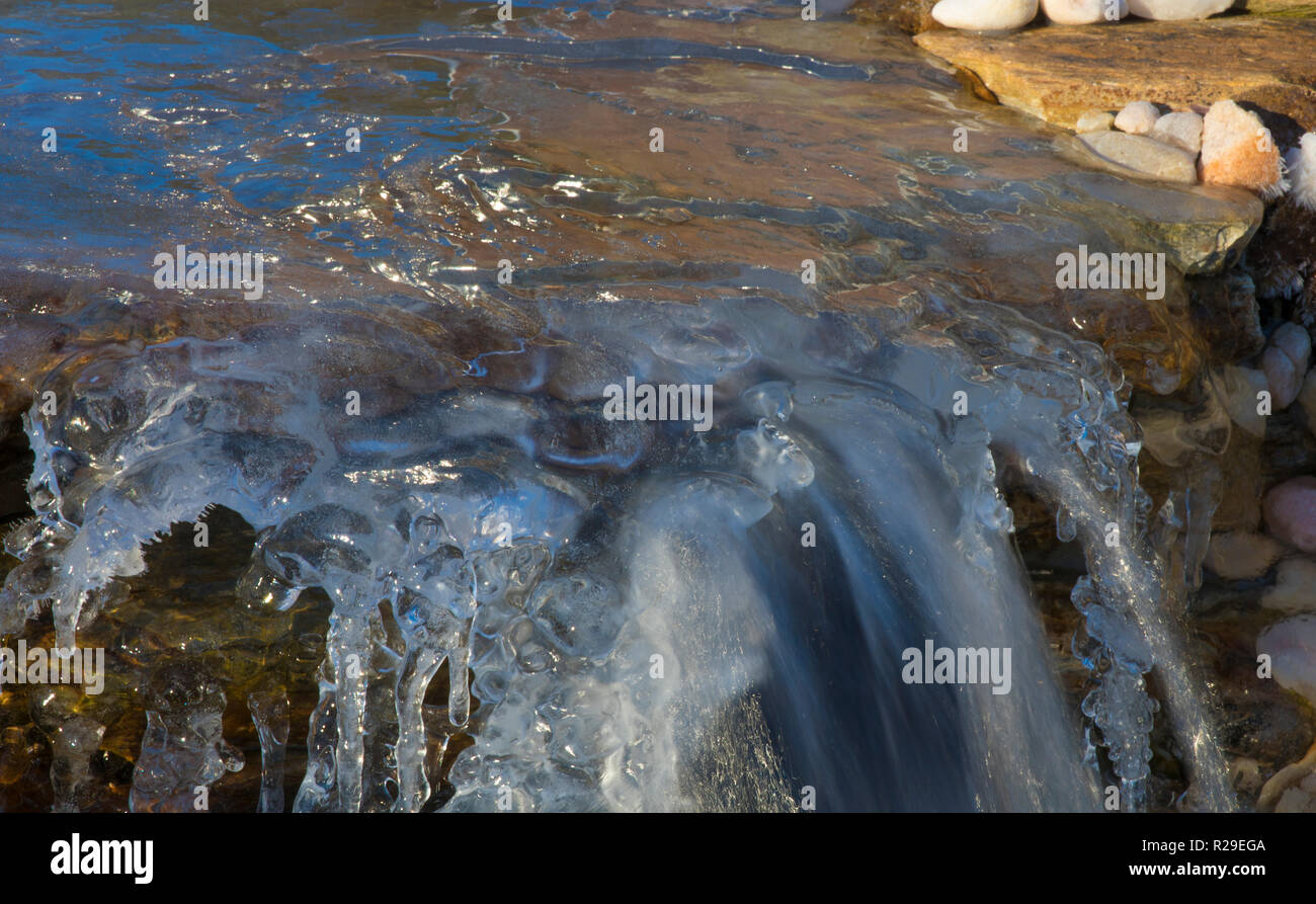 Freezing over hi-res stock photography and images - Alamy