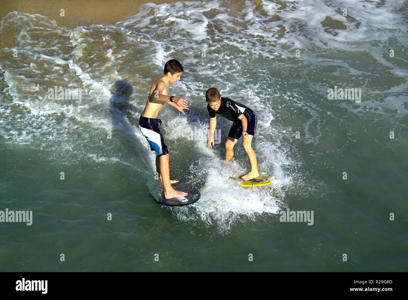 Skimboarder hi-res stock photography and images - Alamy