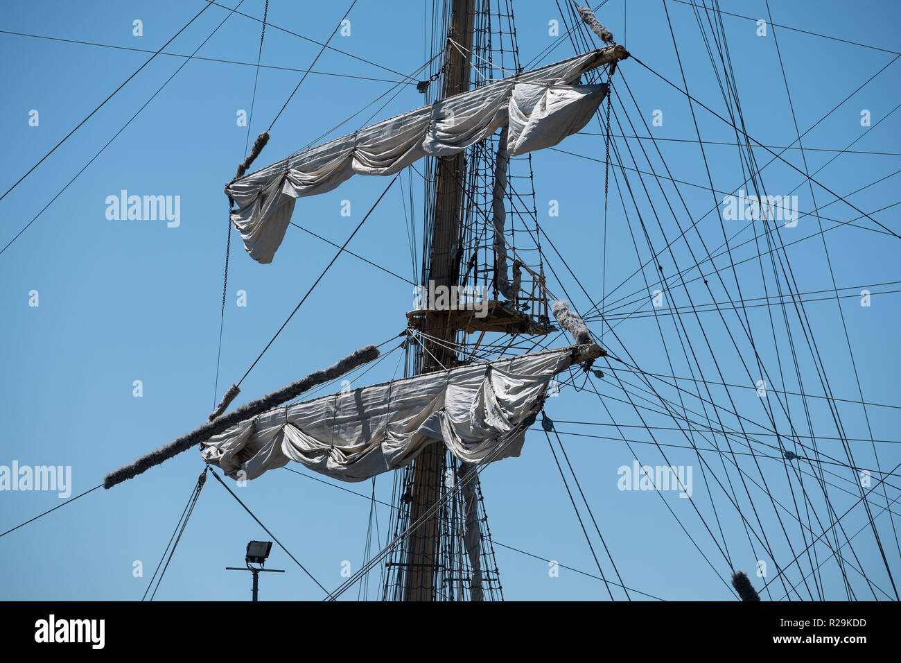 Wooden masts hi-res stock photography and images - Alamy