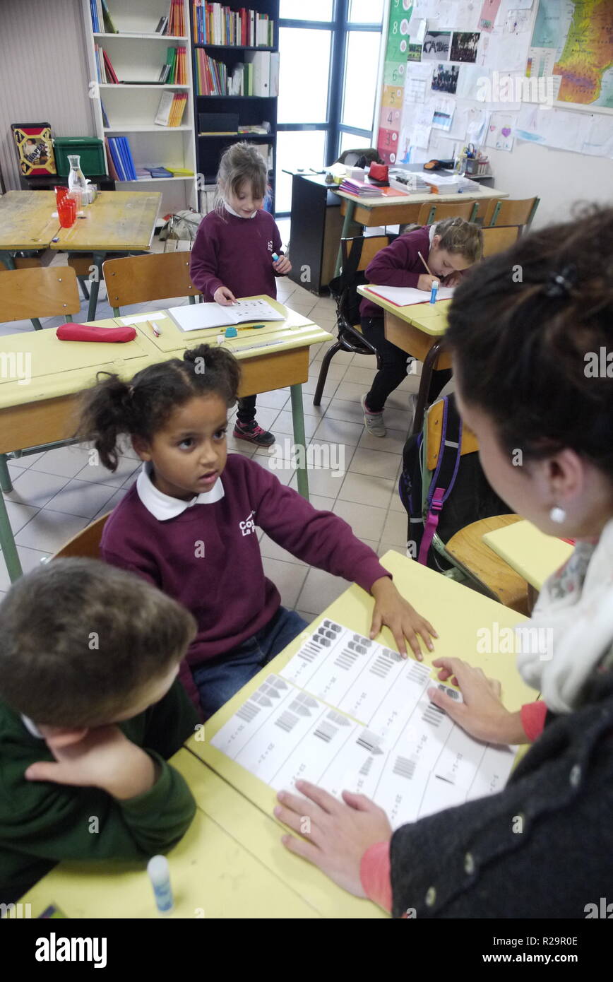 France School Children Classroom High Resolution Stock Photography and ...