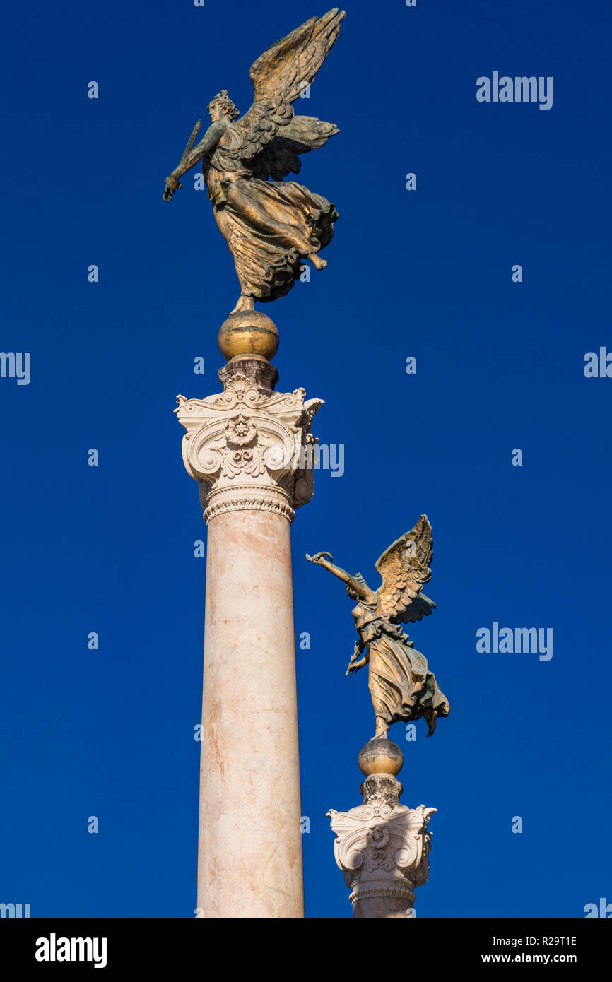 Vittoria alata statue at Altar of the Fatherland in Rome, Italy Stock ...