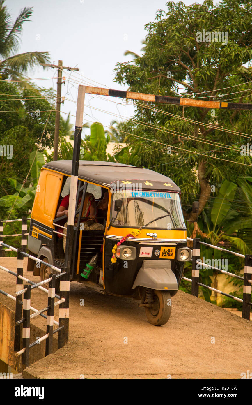 KERALA, INDIA - OCTOBER 16, 2015: Auto rickshaw in Kerala, India. Auto ...
