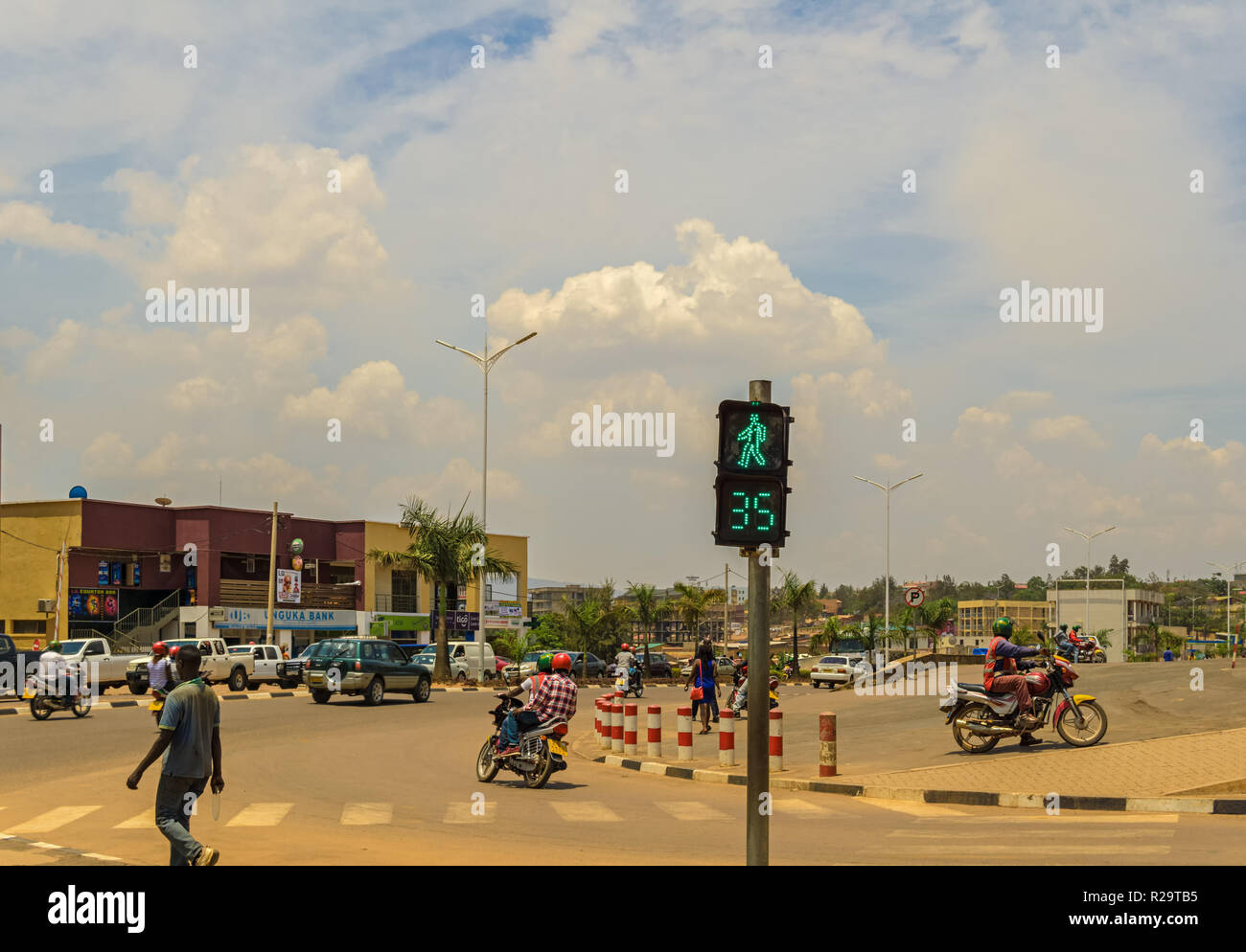 Bus stations hi-res stock photography and images - Alamy