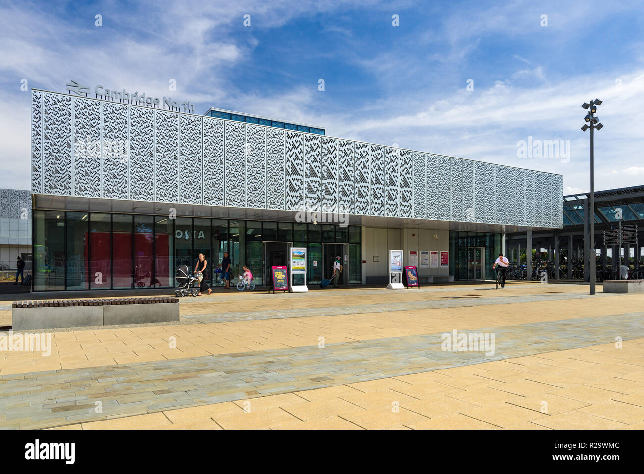Cambridge north station hi-res stock photography and images - Alamy