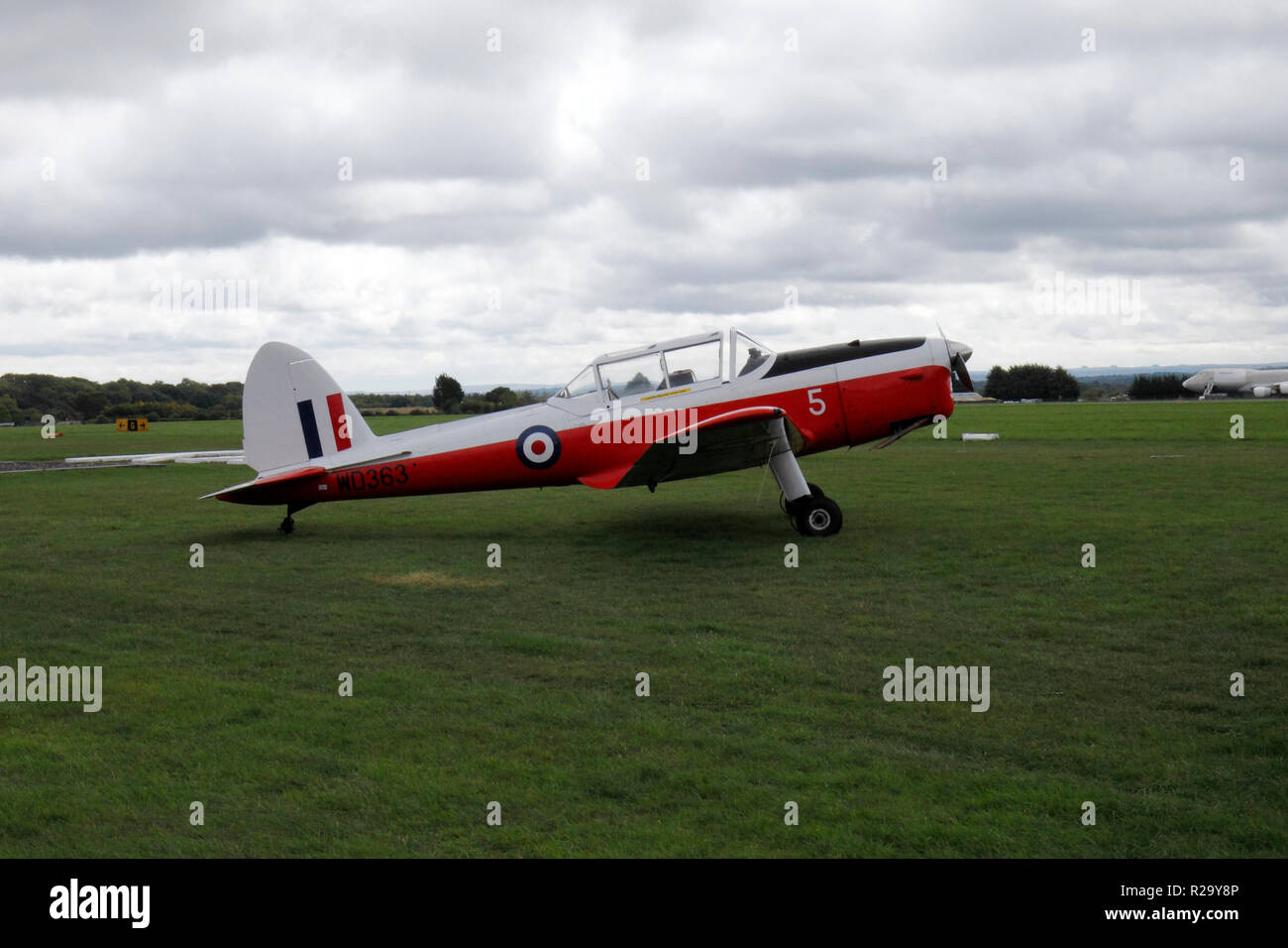 De Havilland DHC-1 Chipmunk two-seater trainer aircraft in RAF markings ...