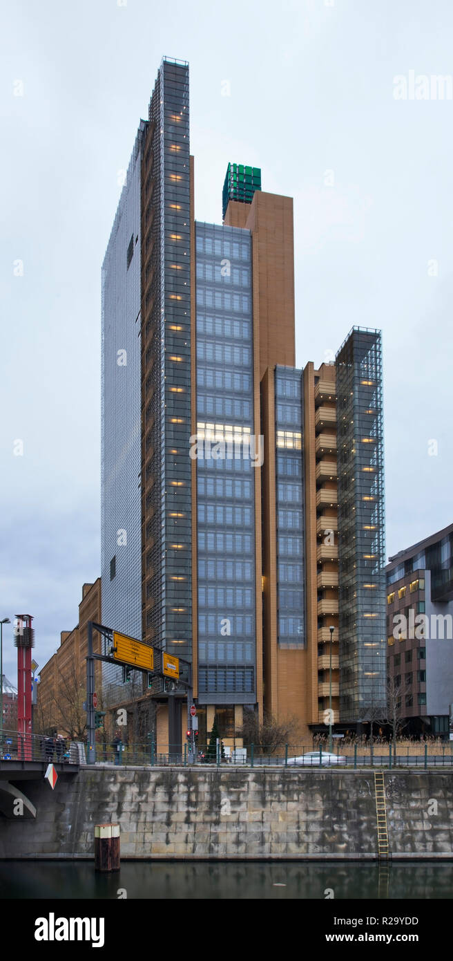 Debis building by renzo piano hi-res stock photography and images - Alamy