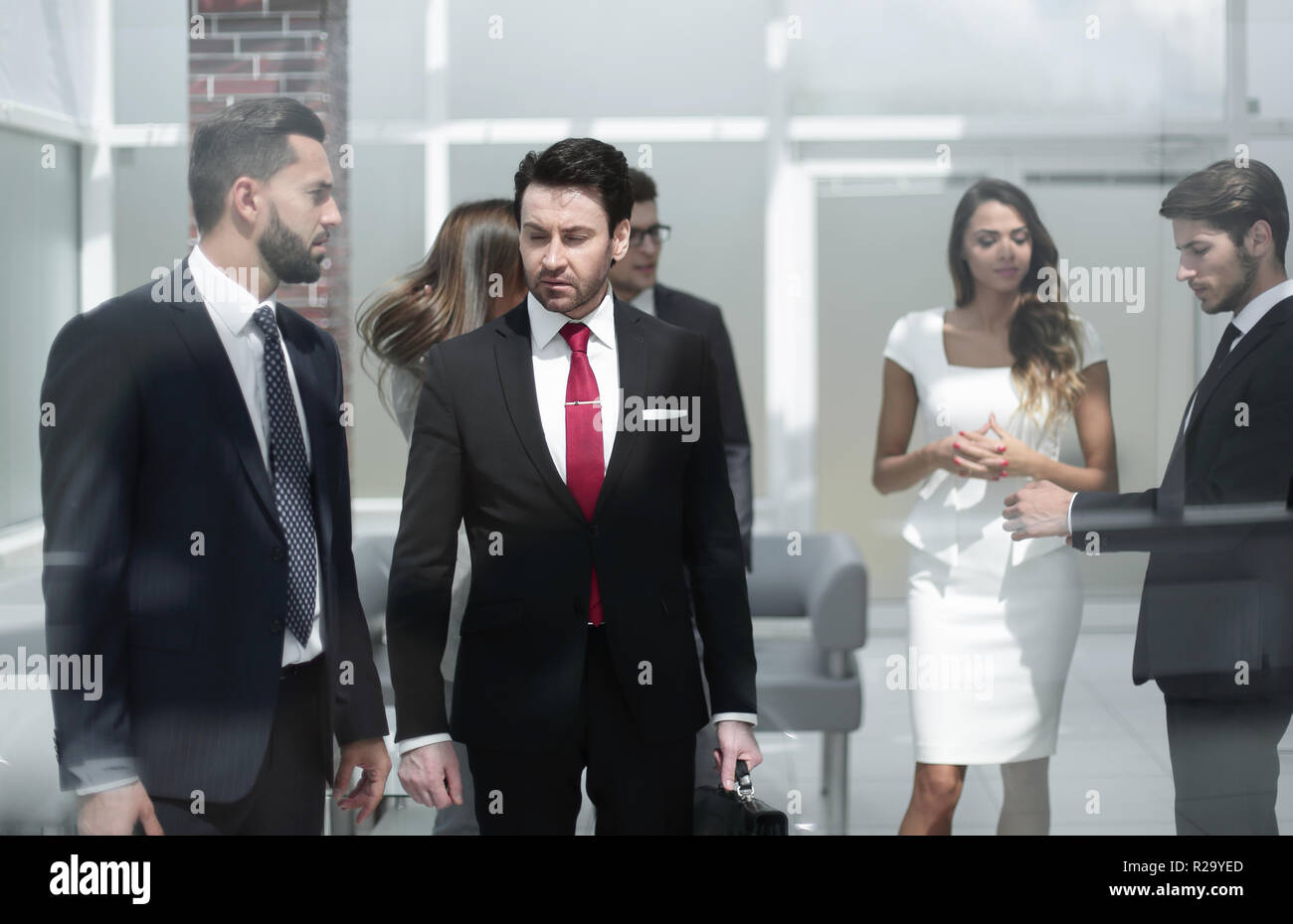 business people in the workplace Stock Photo - Alamy