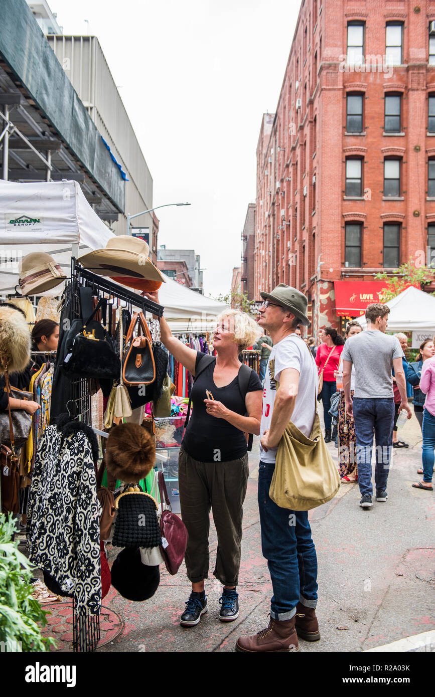 Brooklyn, NY, USA - October 8, 2018: Brooklyn Flea, Dumbo Brooklyn ...