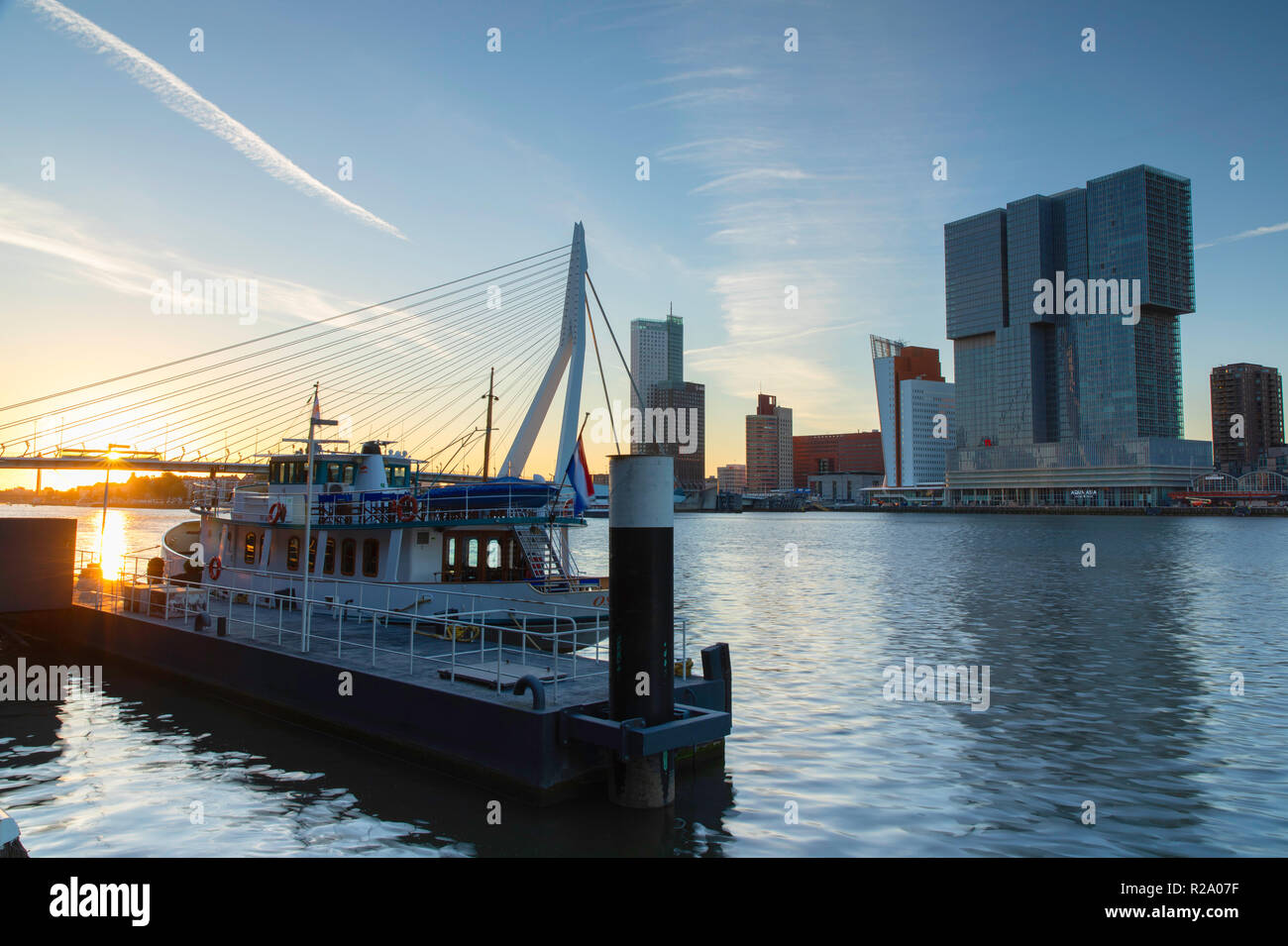 Rotterdam sunrise hi-res stock photography and images - Alamy