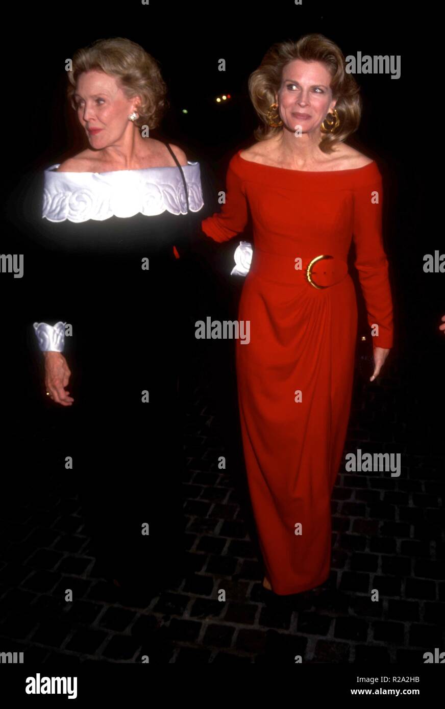 BEVERLY HILLS, CA - JANUARY 23: Actress Candice Bergen and mother ...