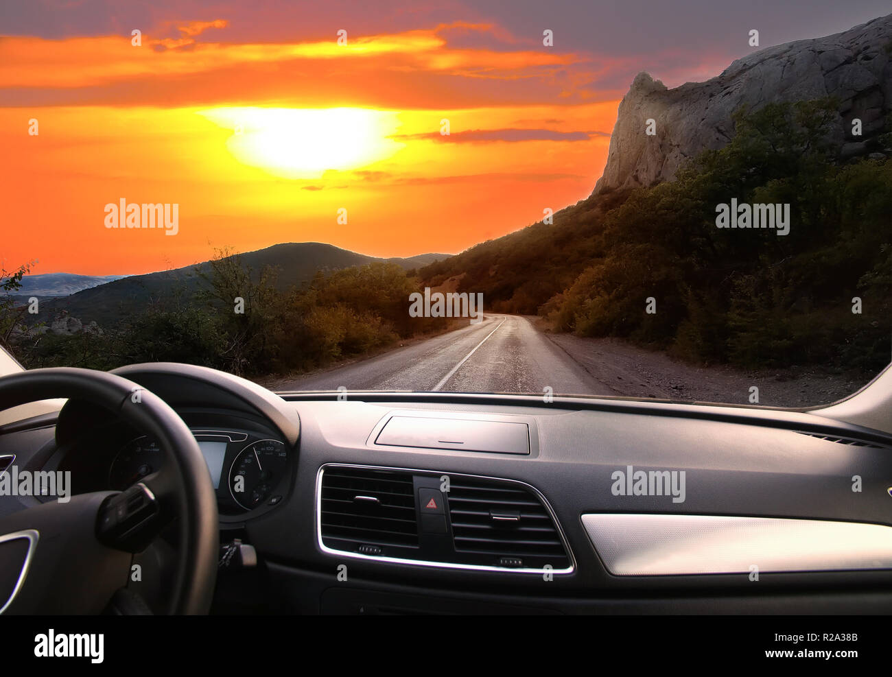 Car sunrise highway hi-res stock photography and images - Alamy