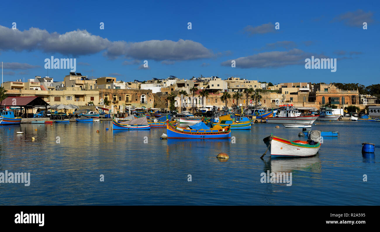 Maltese boats hi-res stock photography and images - Alamy