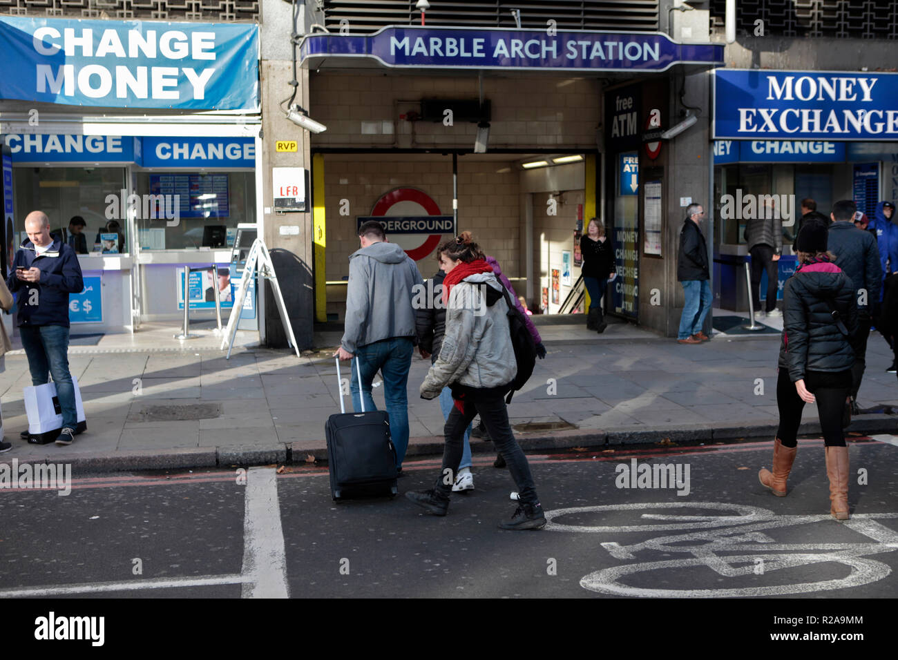 marble arch london underground tube station, london, uk Stock Photo - Alamy