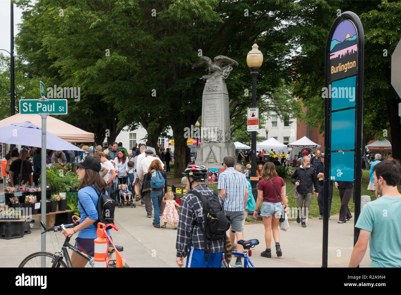 farmers market Burlington Vermont Stock Photo - Alamy