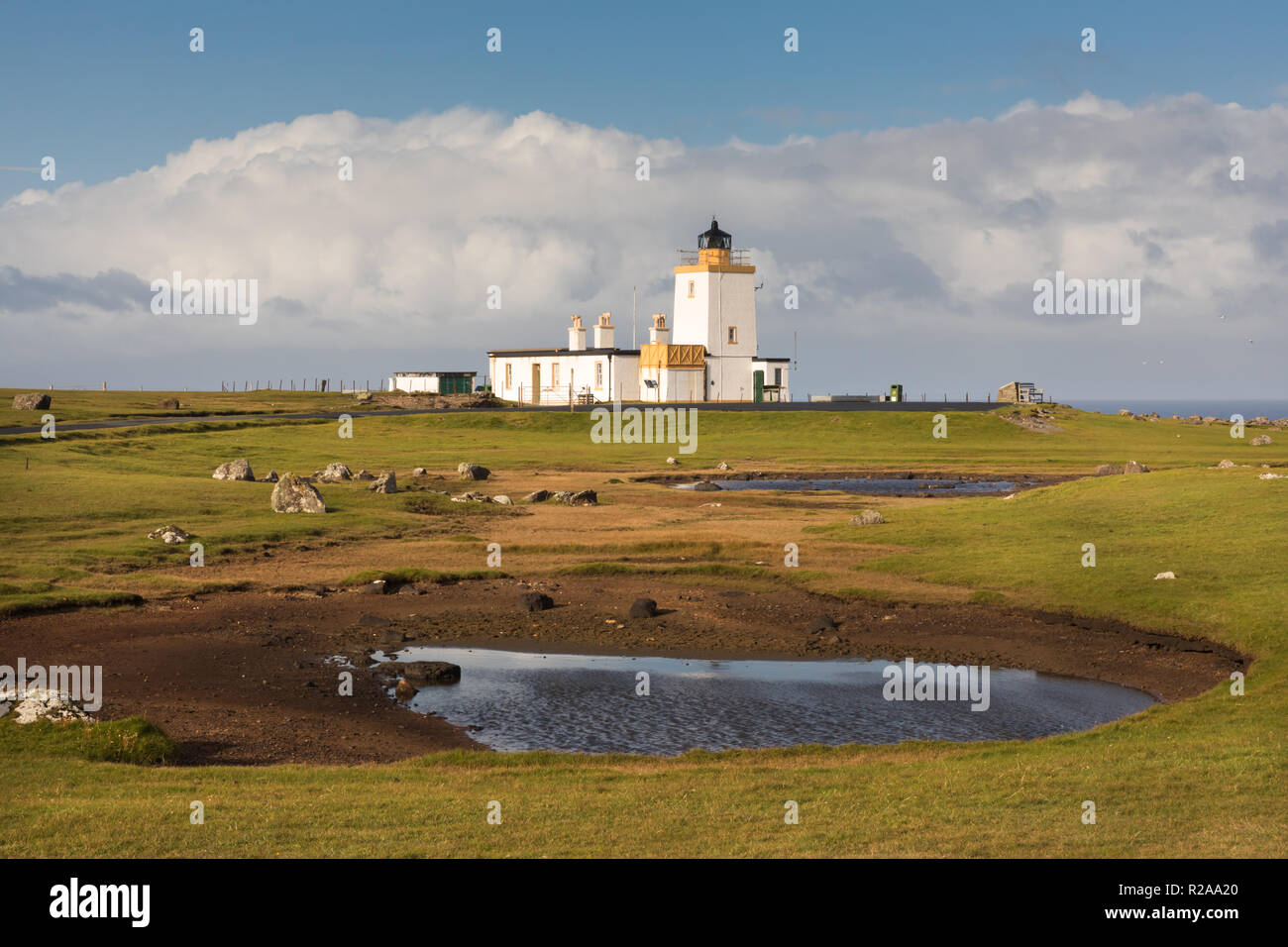South head of Caldersgeo lighthouse, Eshaness, Shetland Stock Photo - Alamy
