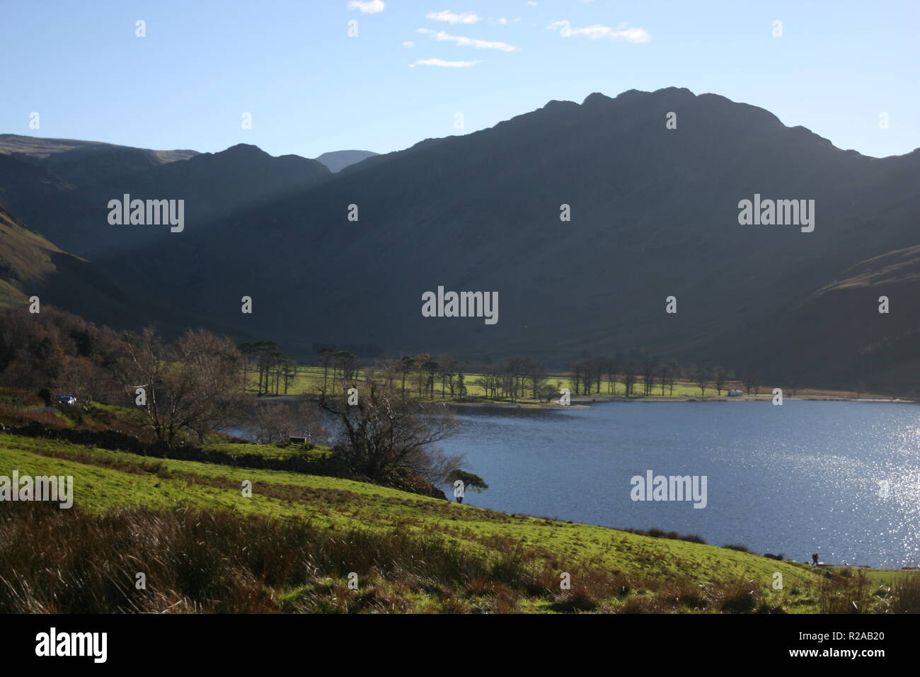 Buttermere lakeshore hi-res stock photography and images - Alamy