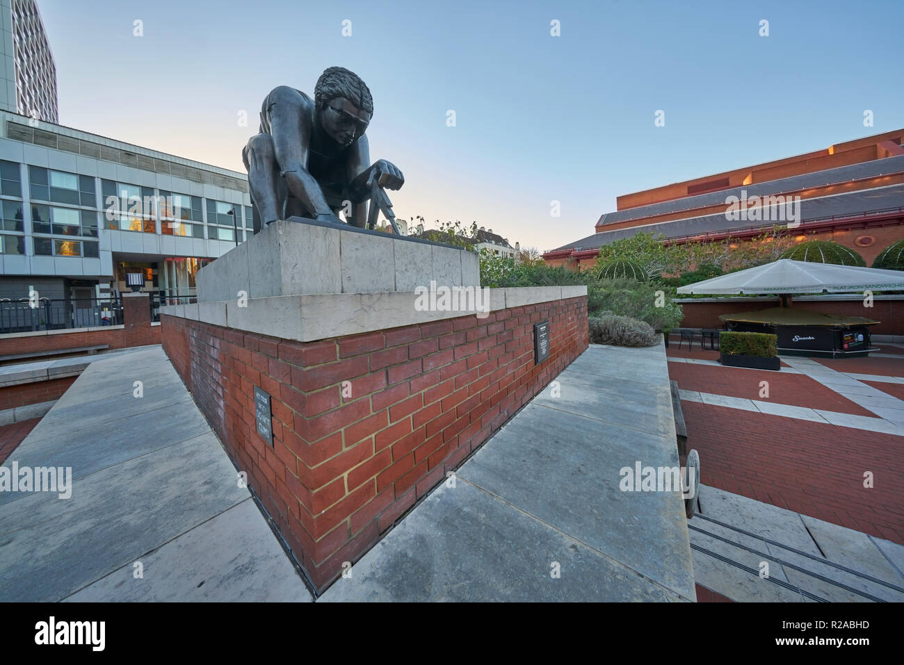 the british library Stock Photo - Alamy