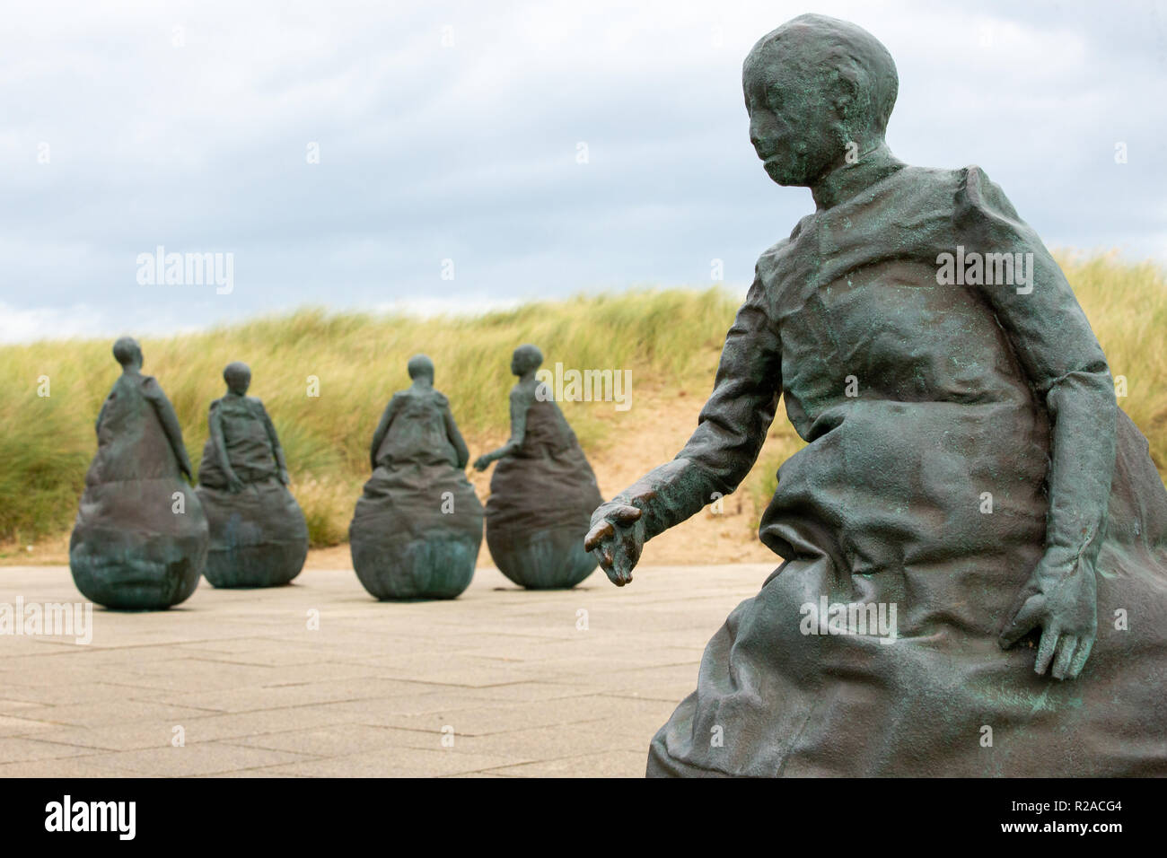 Conversation piece south shields hi-res stock photography and images ...