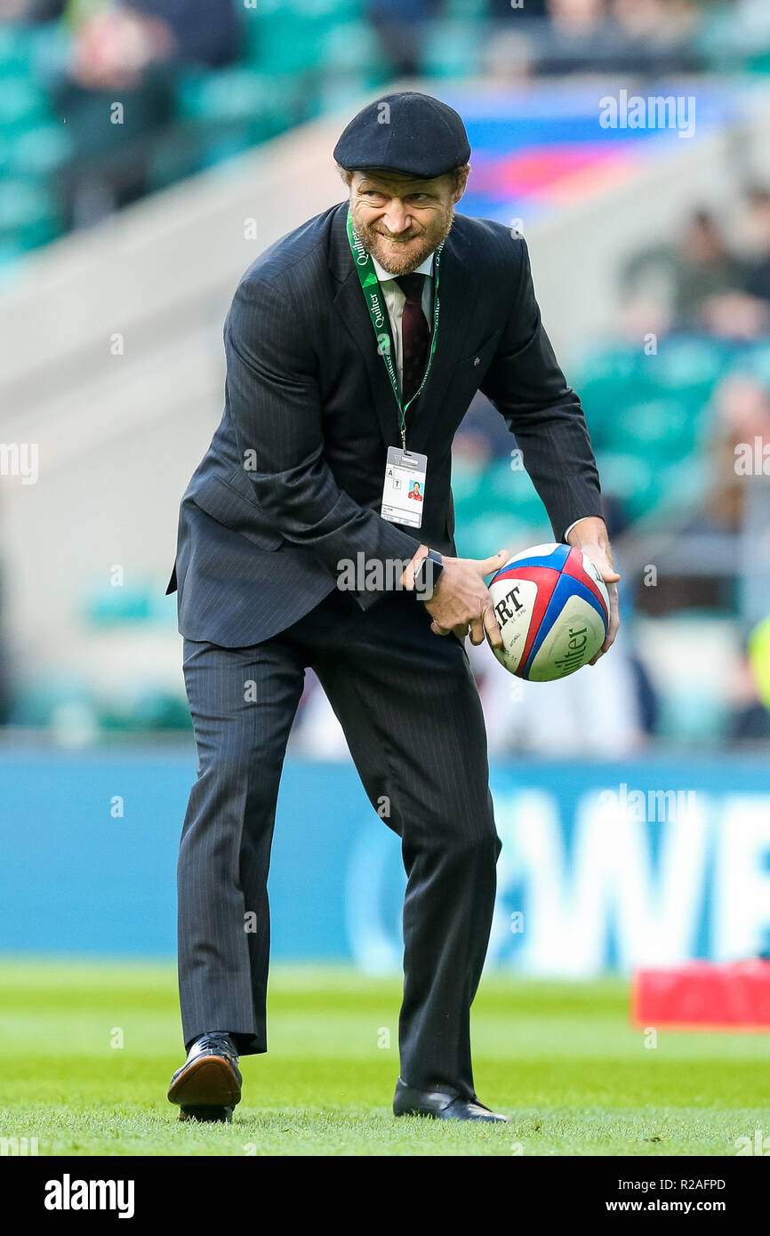 Japan attack coach Tony Brown during the International test match ...