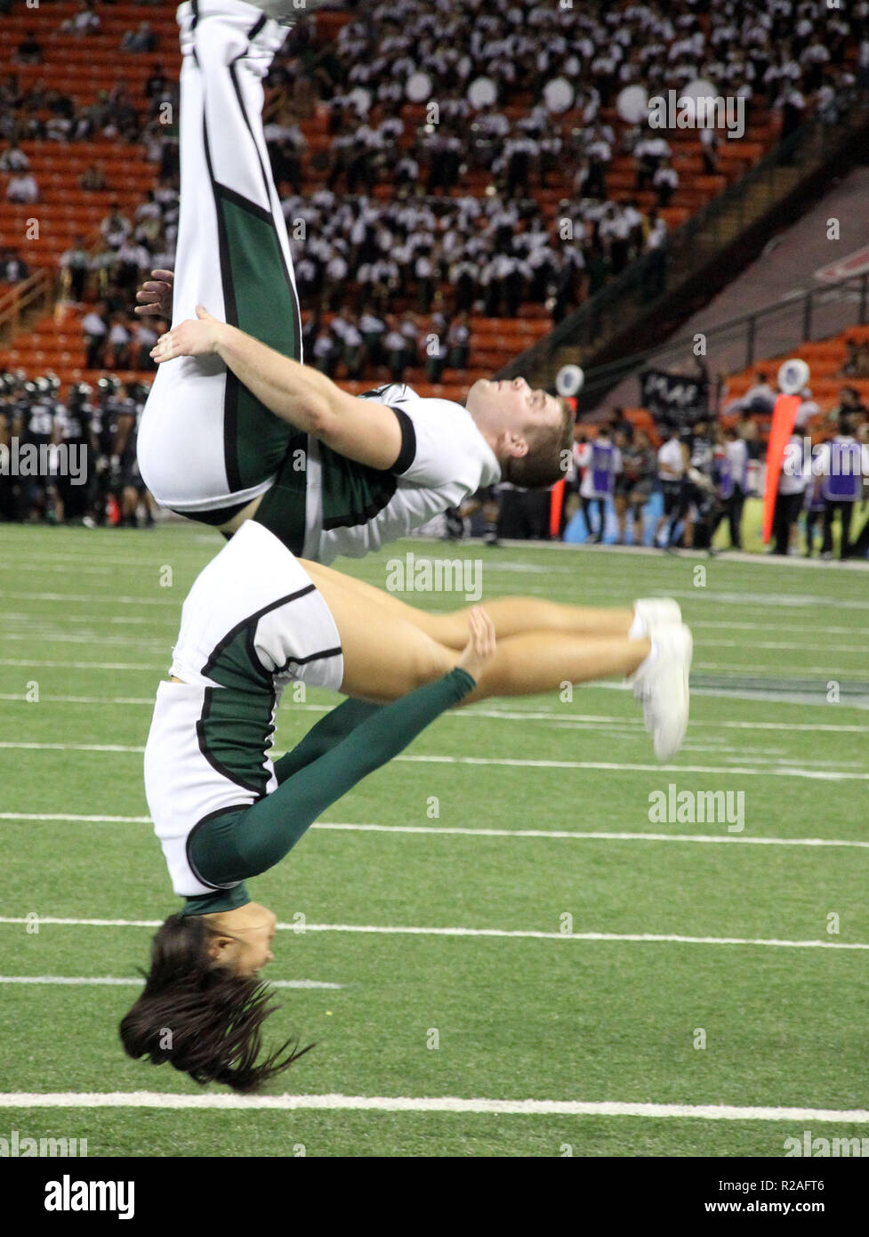 Hawaii cheerleaders hi-res stock photography and images - Alamy