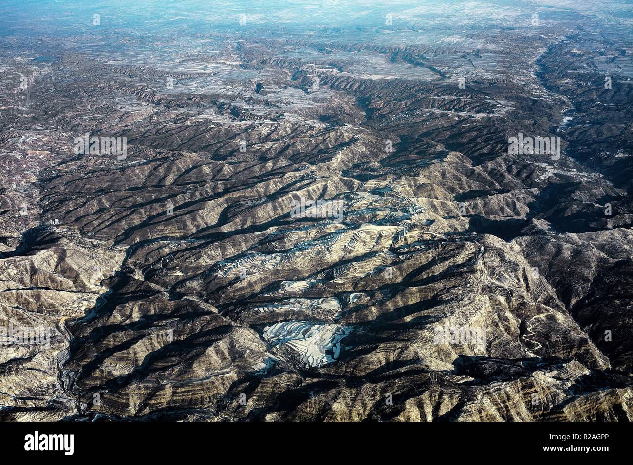 Shanxi, Shanxi, China. 18th Nov, 2018. Shanxi, CHINA-Aerial photography of mountains in ...