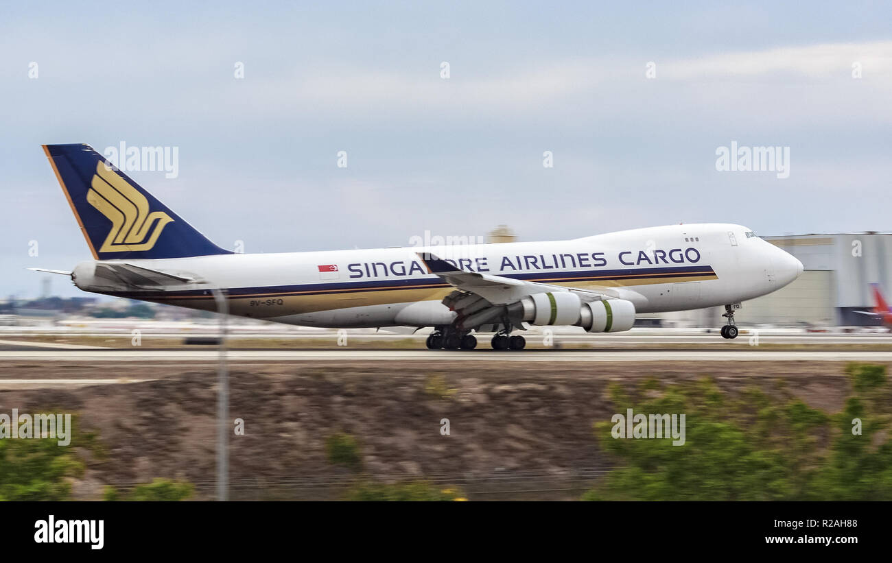 Los Angeles, California, USA. 19th July, 2014. The plane of Singapore ...