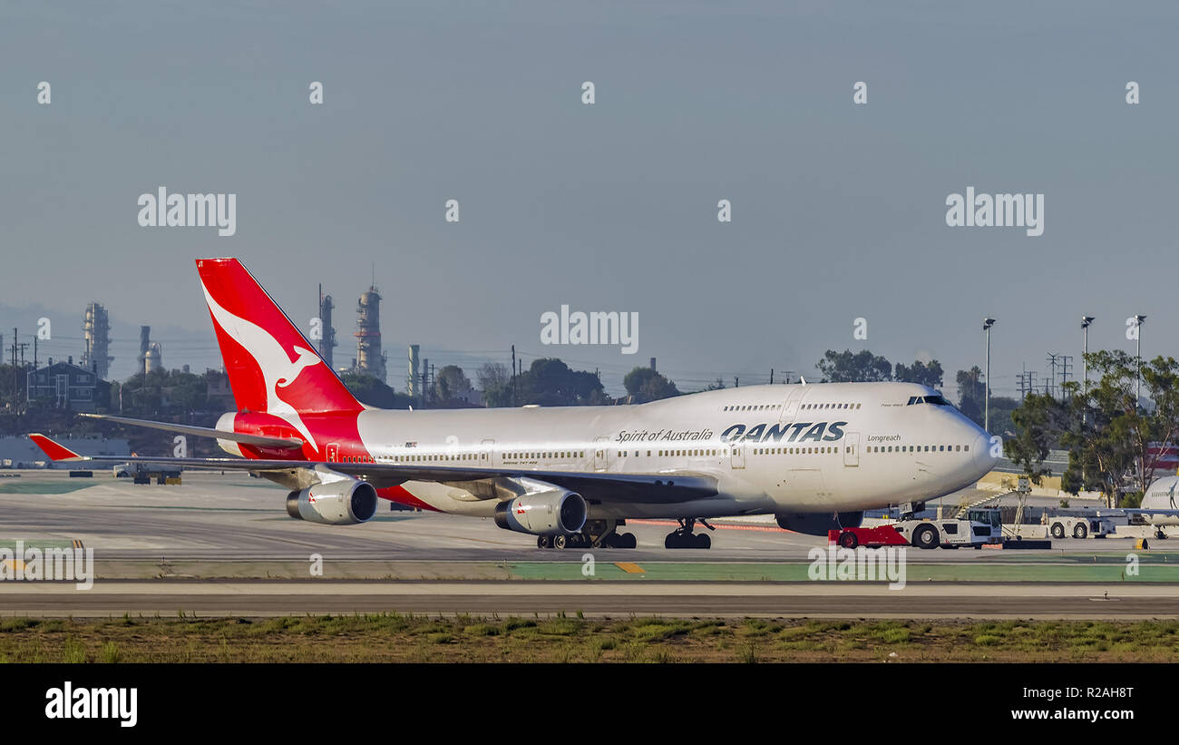 Los Angeles, California, USA. 9th Sep, 2014. The plane of Qantas ...