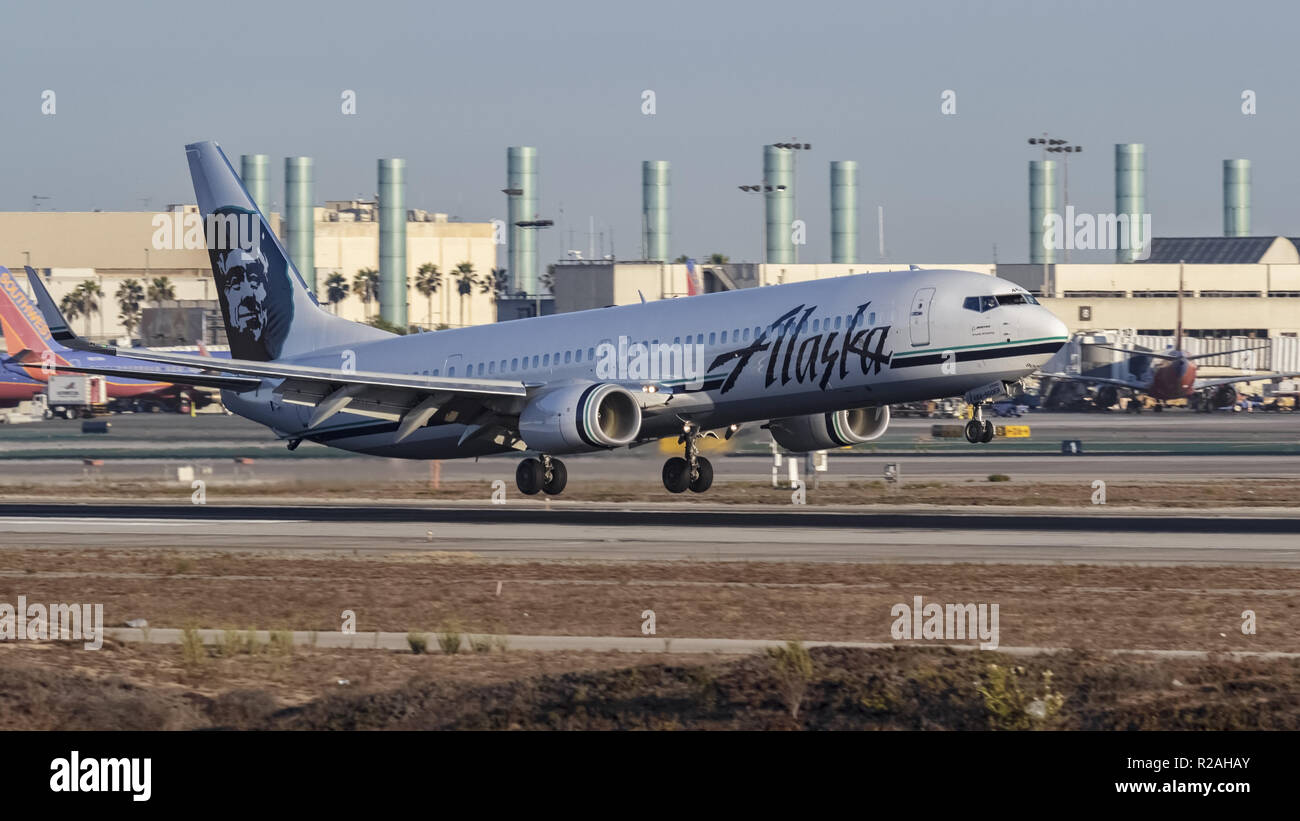 Alaska air cargo airplane hi-res stock photography and images - Alamy