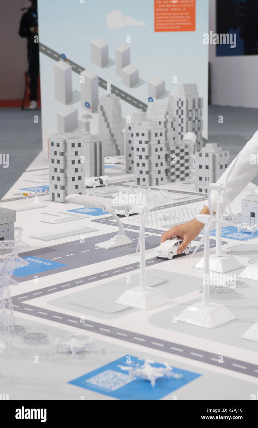 Geospatial technology hi-res stock photography and images - Alamy