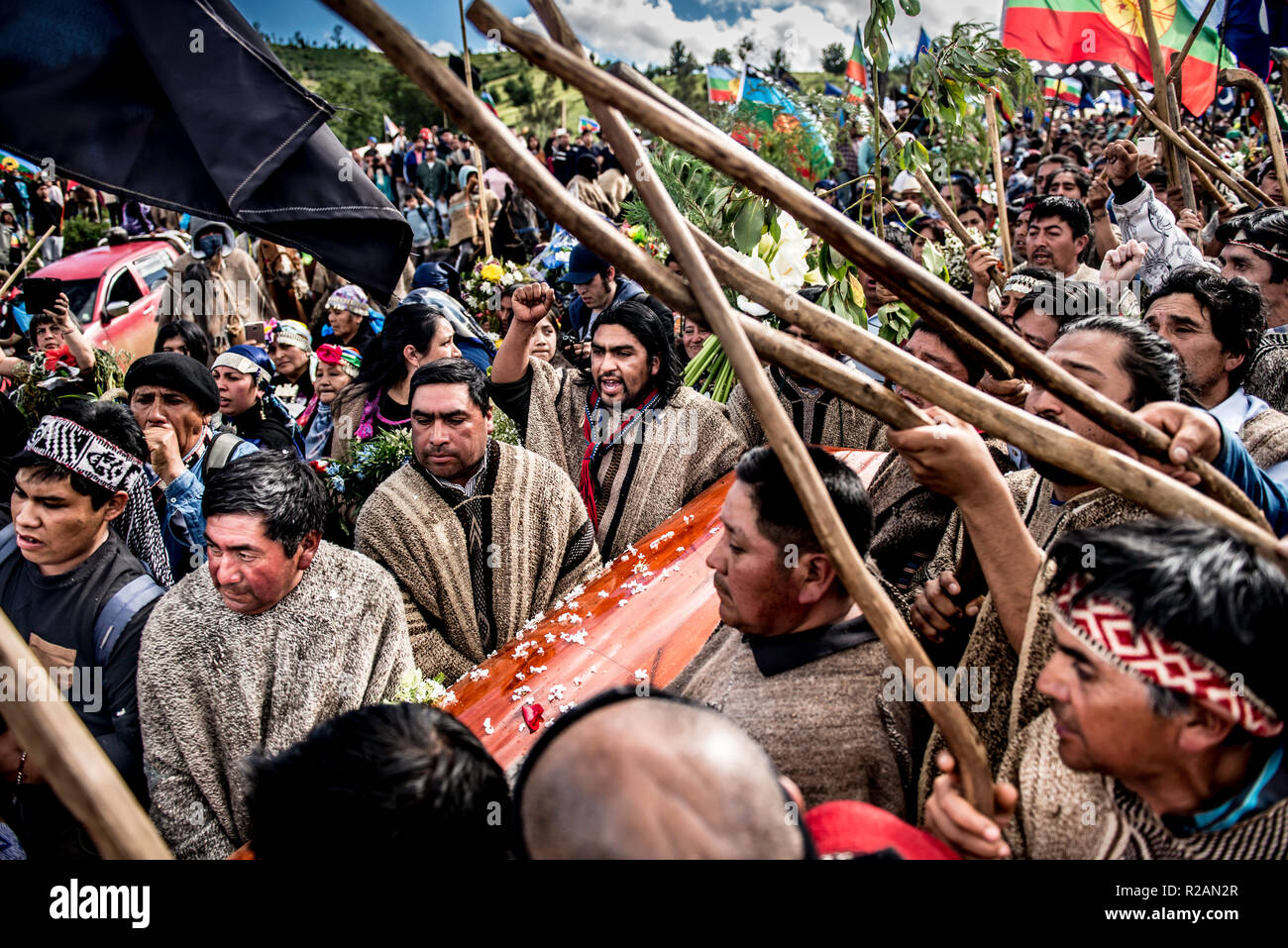 An indigenous mapuche hi-res stock photography and images - Alamy