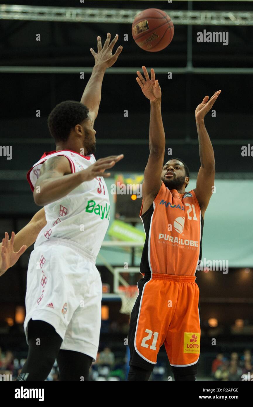 Peter mcneilly hi-res stock photography and images - Alamy