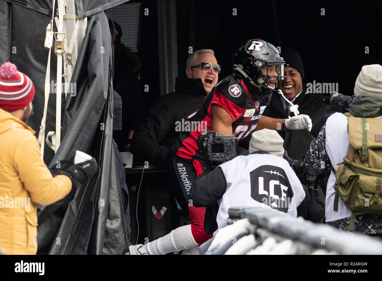 Matt dunigan hi-res stock photography and images - Alamy