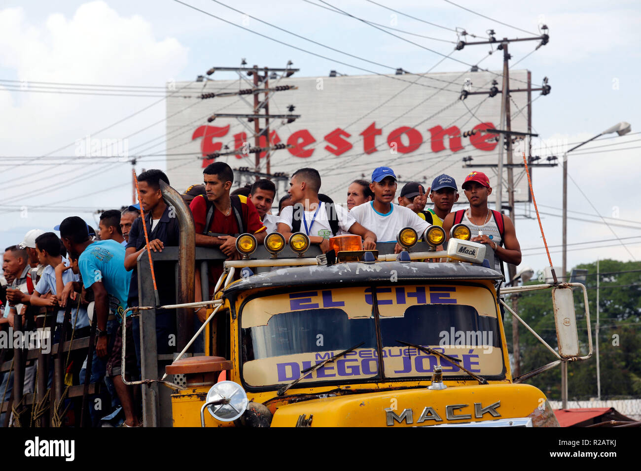 Transporte publico venezuela hi-res stock photography and images - Alamy