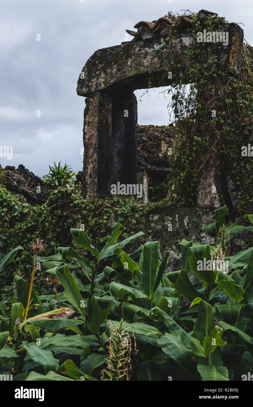 Portuguese Ancient Building High Resolution Stock Photography and ...