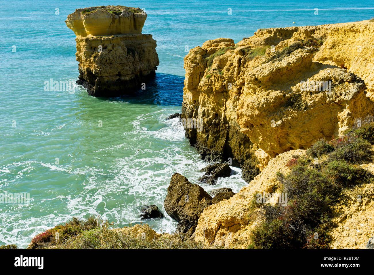 Unusual rock formations, Praia Sao Rafael, Sao Rafael Beach, Algarve ...