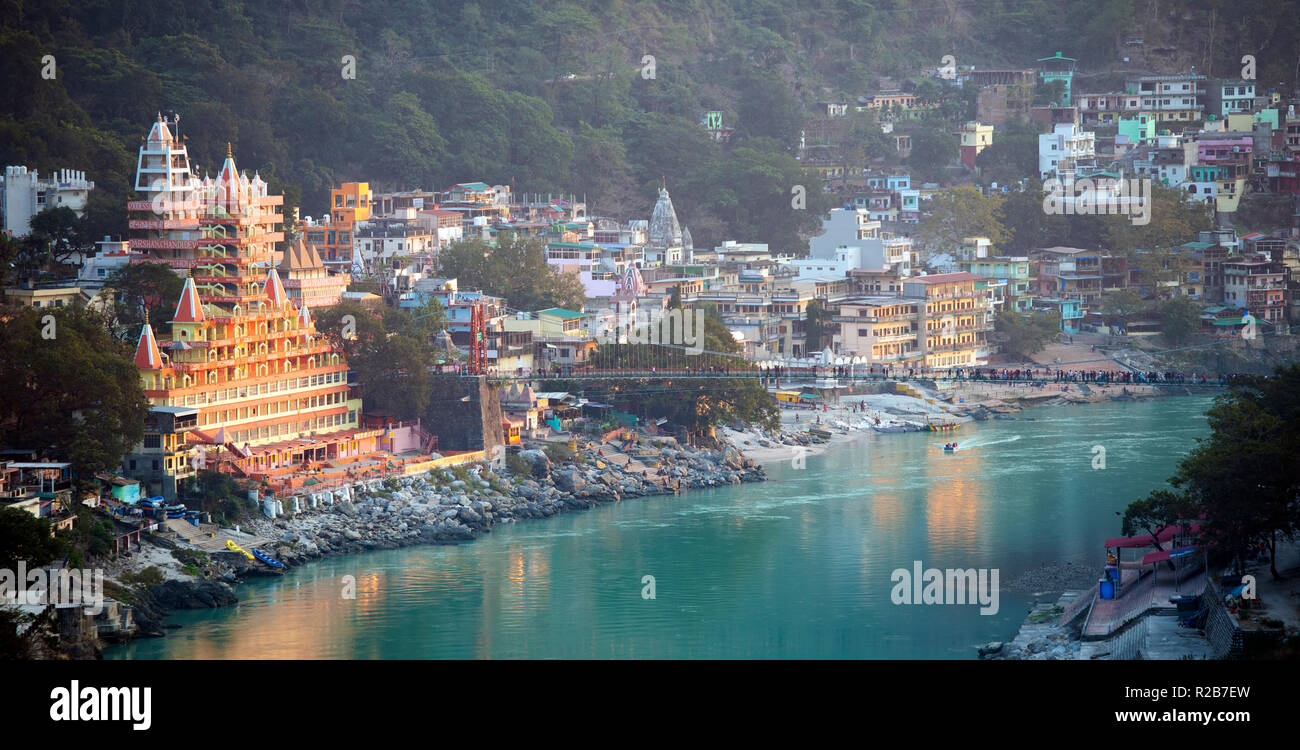 RISHIKESH - INDIA - 27 DECEMBER 2017. Spectacular view of the Lakshman ...