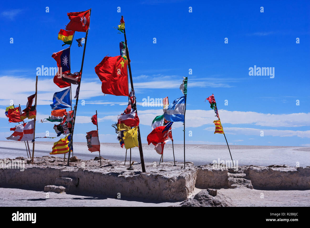 International flags on the salar de Uyuni( Uyuni salt flats) , Bolivia ...