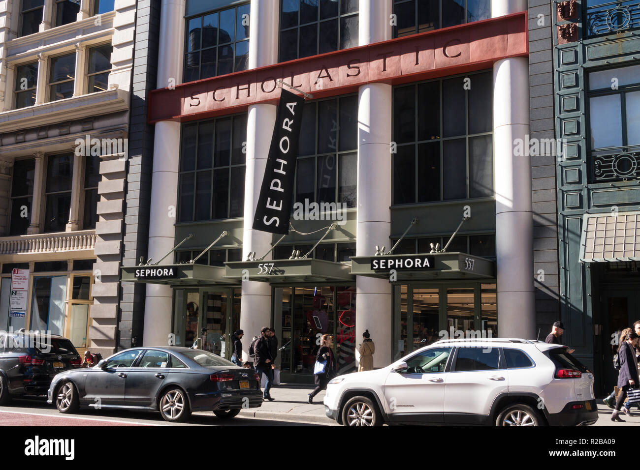 557 broadway hi-res stock photography and images - Alamy