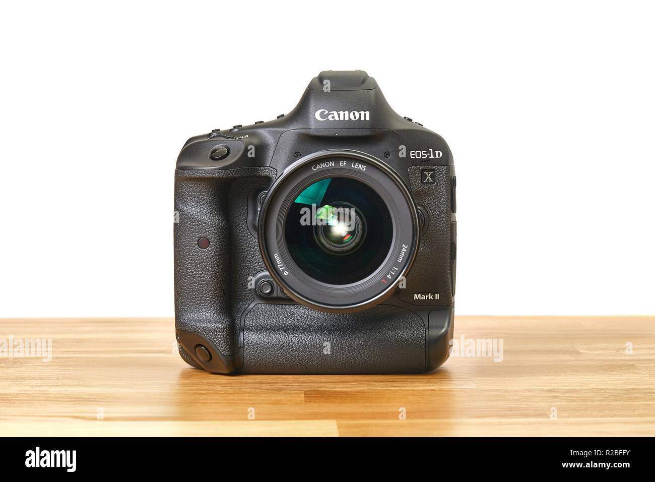 Canon eos 1dx hi-res stock photography and images - Alamy