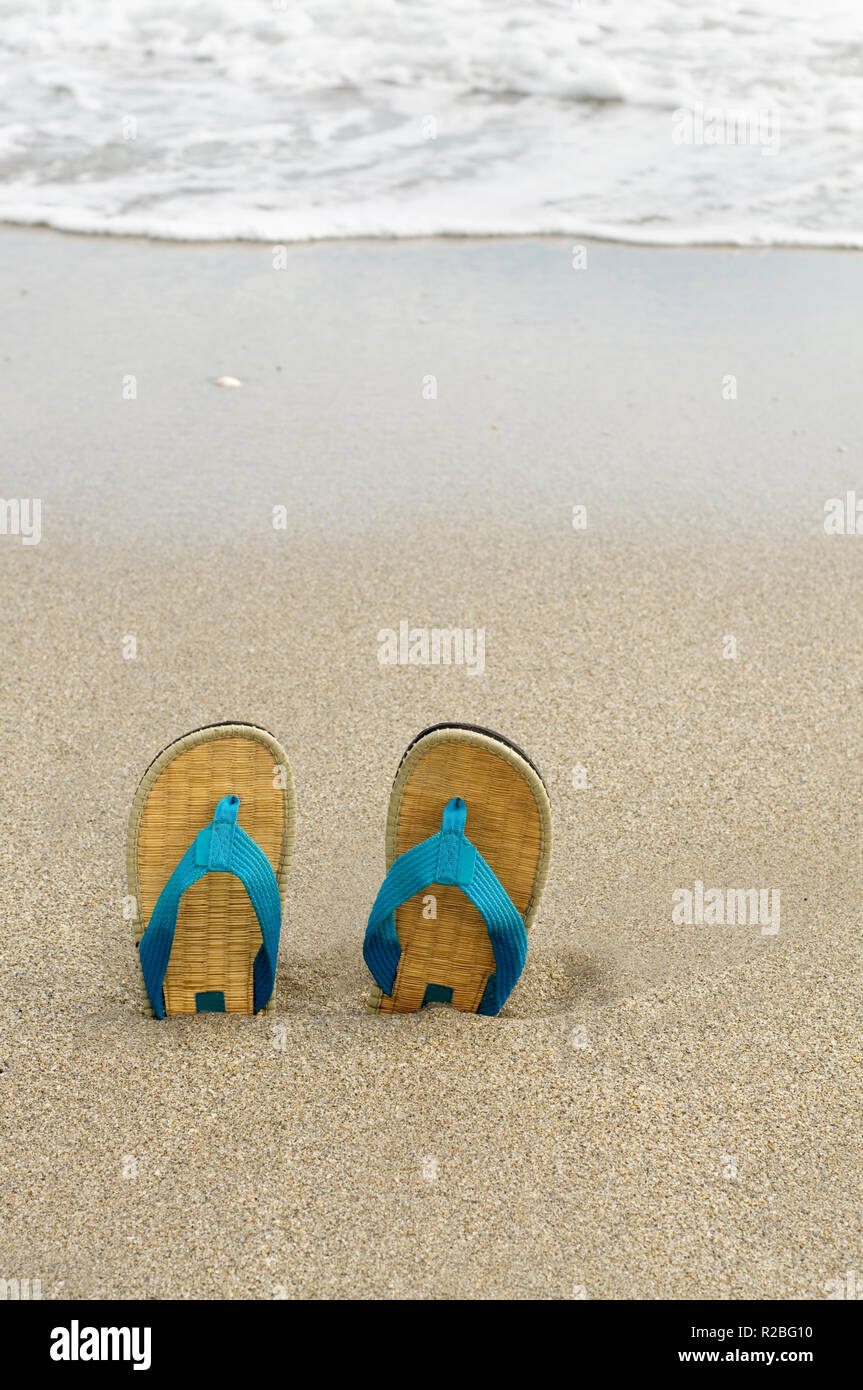 Ocean wave coming in hi-res stock photography and images - Alamy