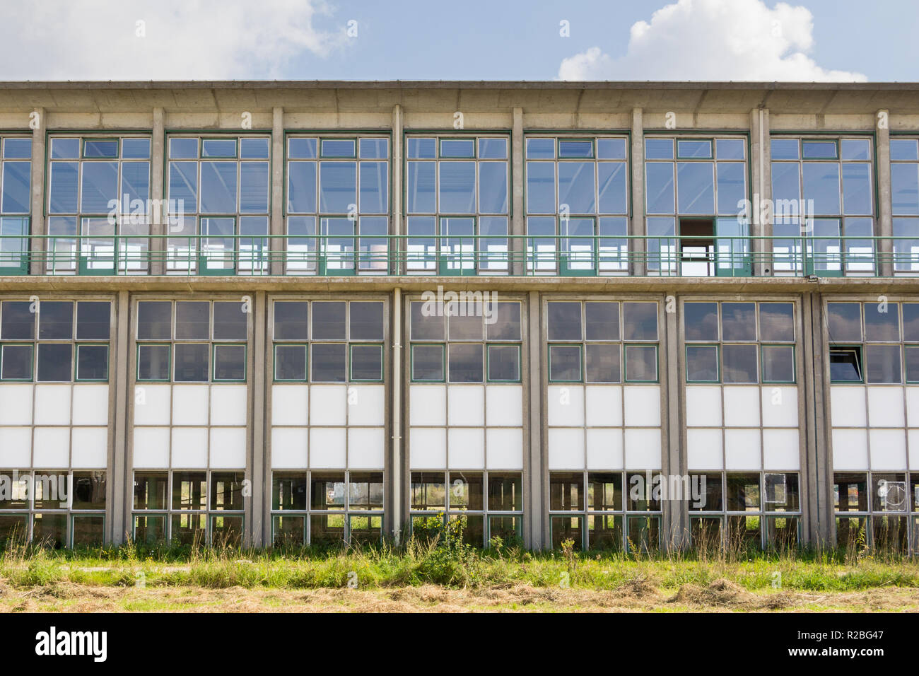 Old and abandoned industrial building Stock Photo - Alamy
