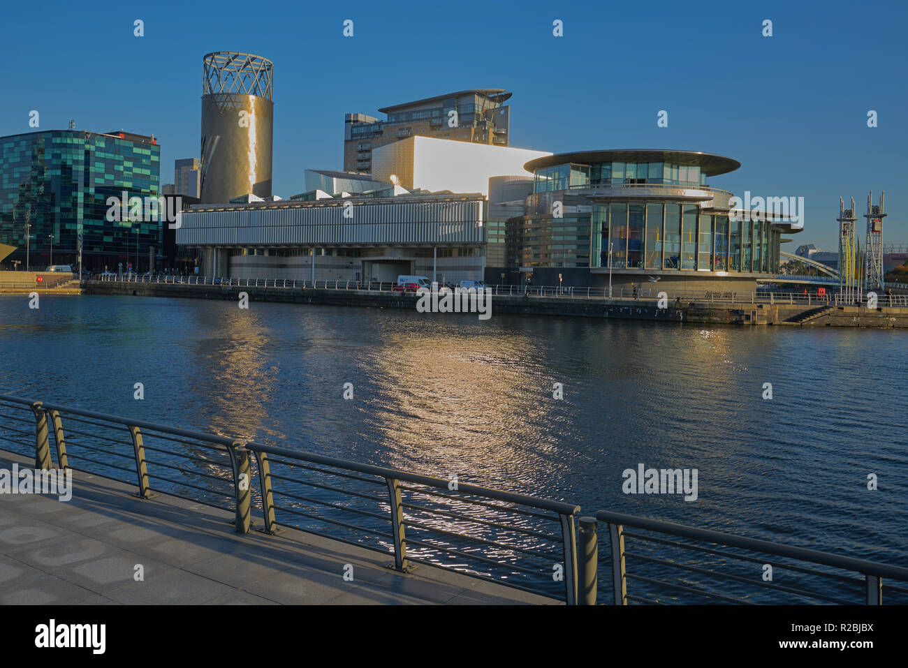 Lowry center hi-res stock photography and images - Alamy
