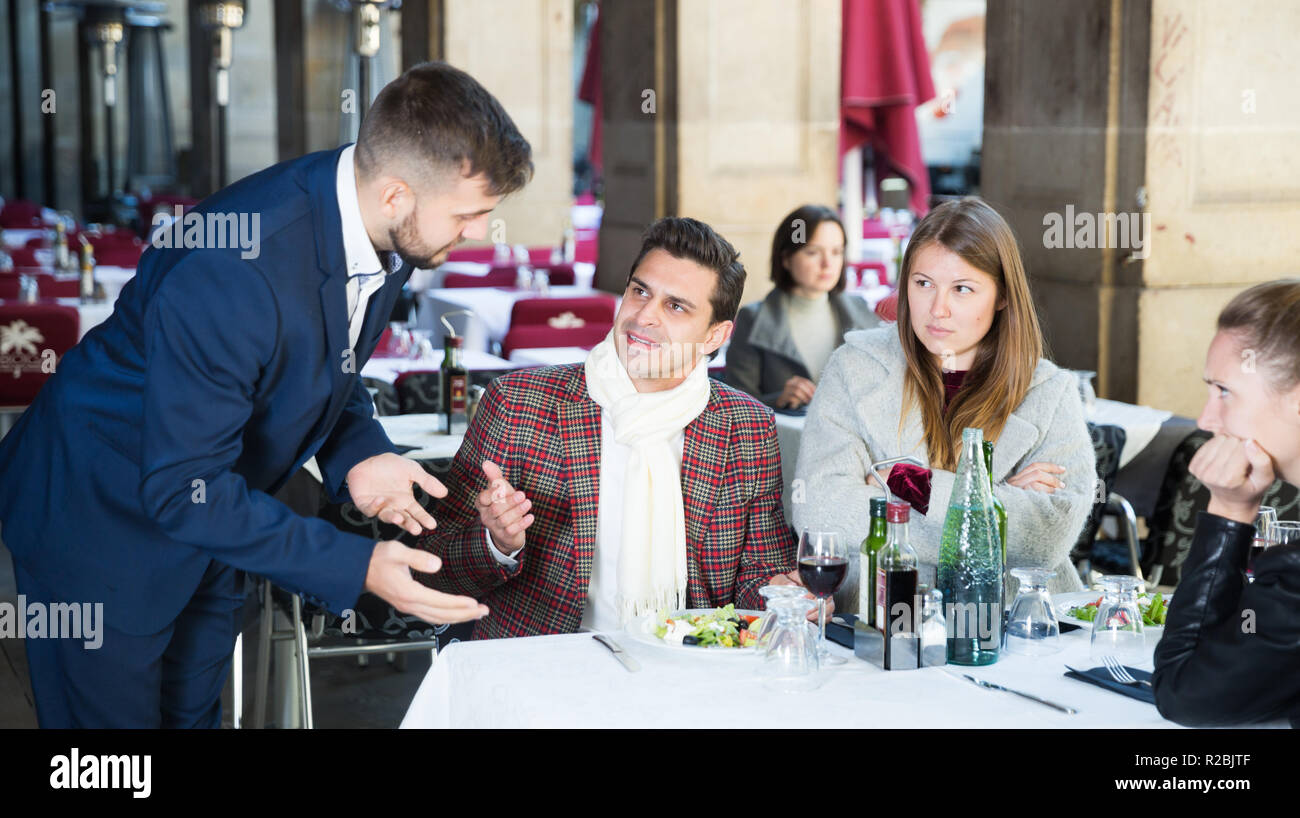 Family dinner table angry hi-res stock photography and images - Alamy
