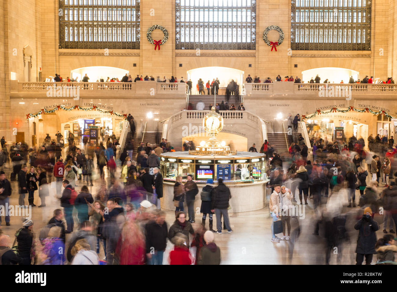 NEW YORK CITY - DECEMBER 17, 2017: View of the inside of Grand Central ...