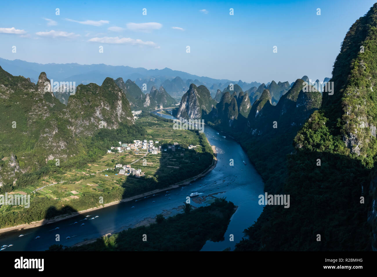 Lijiang river valley hi-res stock photography and images - Alamy