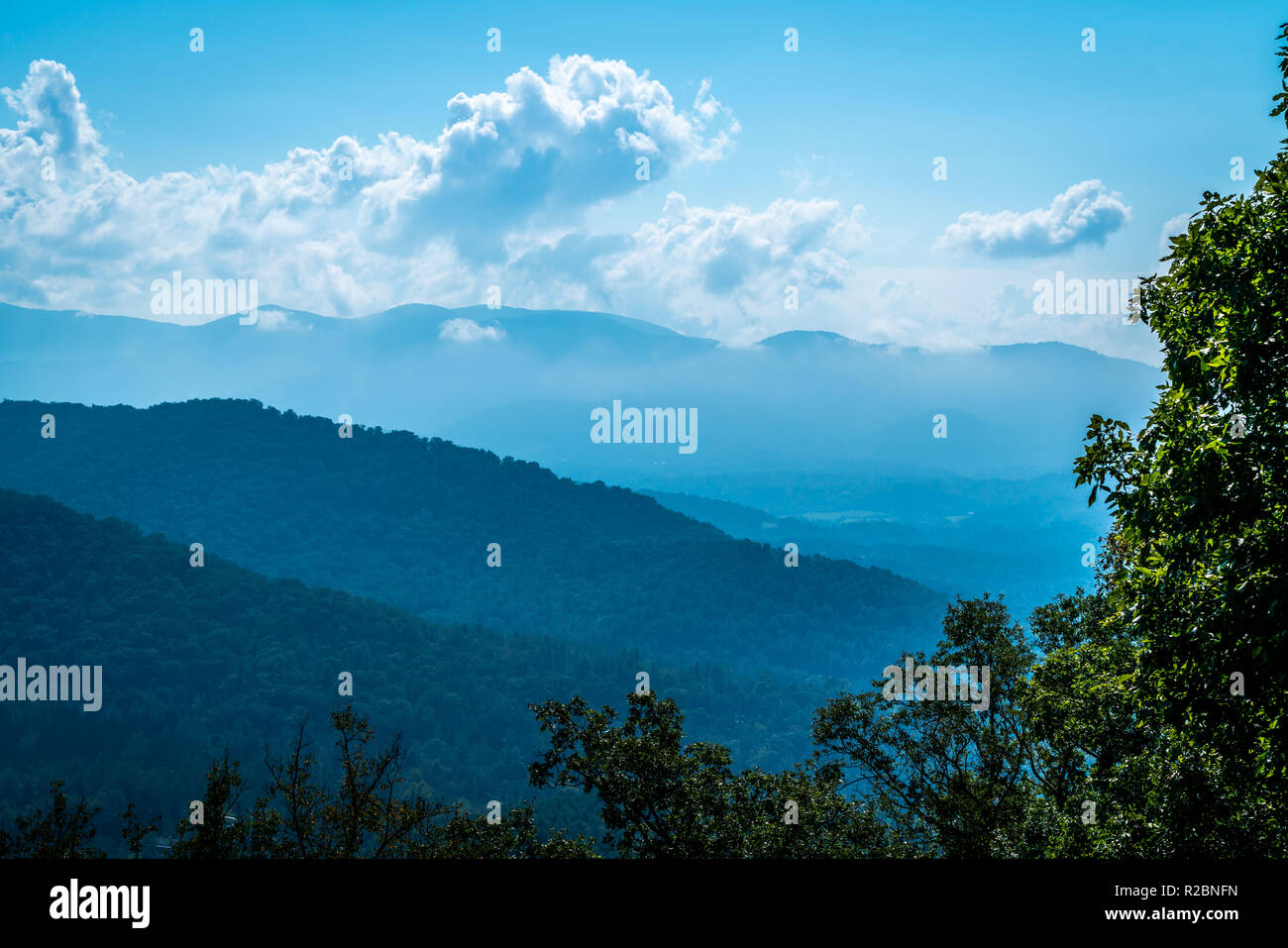 A weekend drive on the Blue Ridge Parkway in North Carolina Stock Photo ...