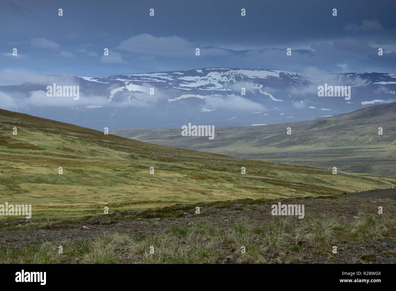 Undulating mountain landscape hi-res stock photography and images - Alamy