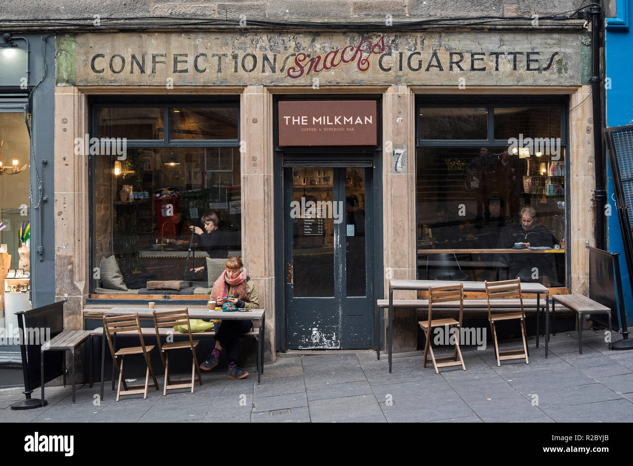Cockburn Street Edinburgh Stock Photos & Cockburn Street Edinburgh ...
